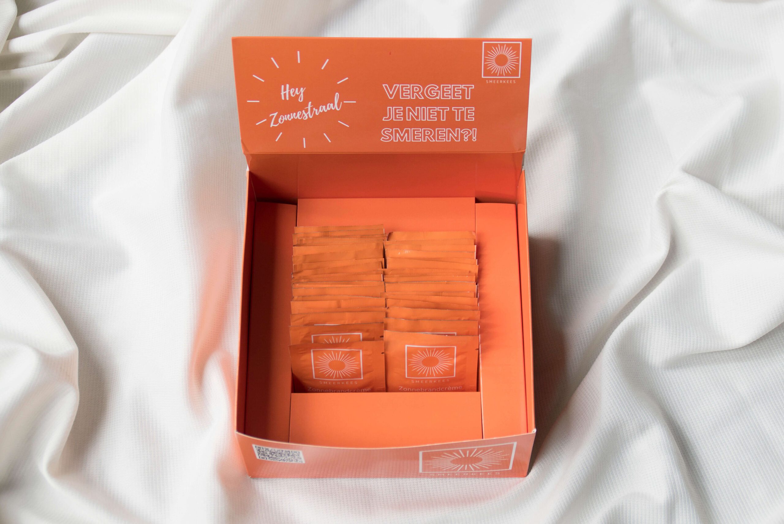 Sunscreen sachets - 400 pieces - Sunscreen Dispenser Station